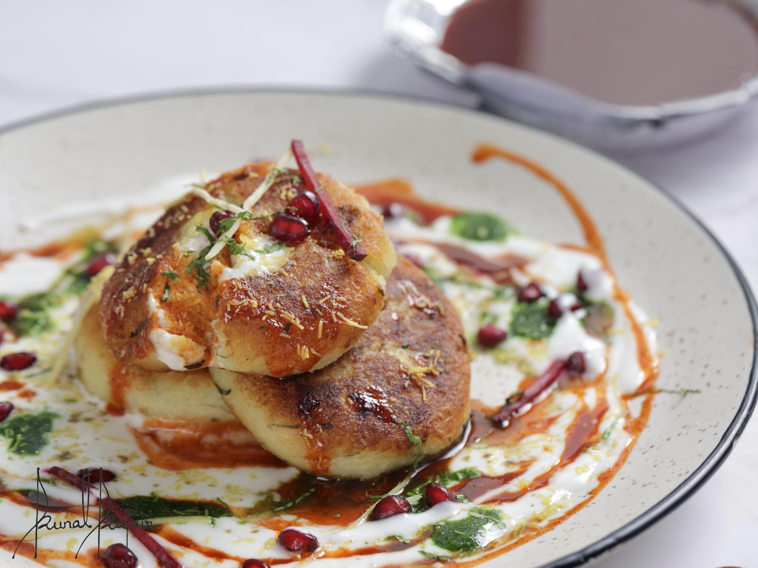 Aloo Tikki Chana Chaat